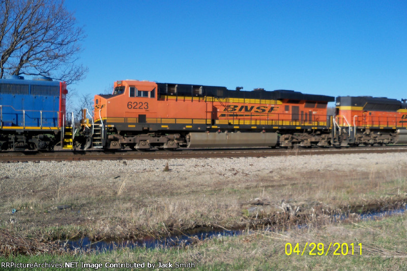 BNSF 6223